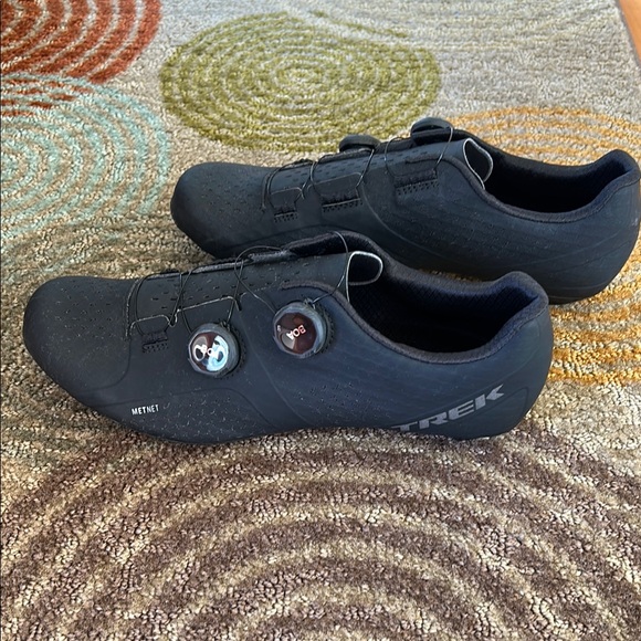Trek | Shoes | Trek Bicycle Velocis Road Shoe Chaussure | Poshmark